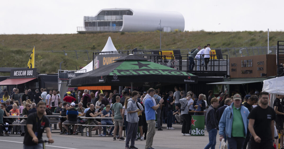 CM.com Circuit Zandvoort | Paddock Bar