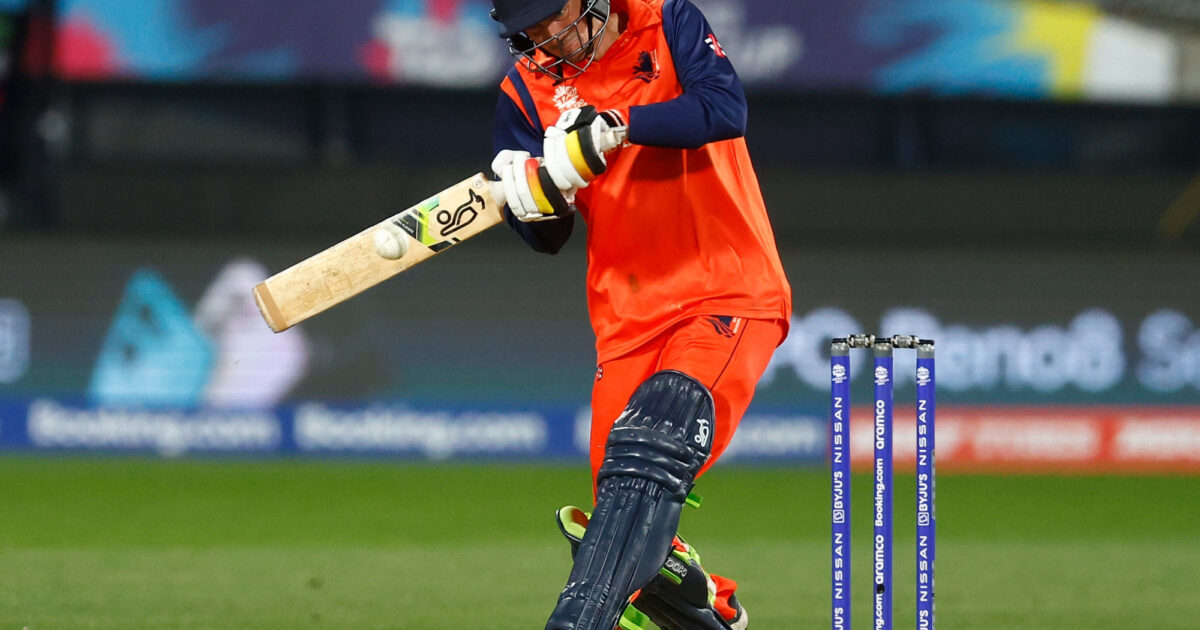 KNCB | The Netherlands beat UAE on penultimate ball