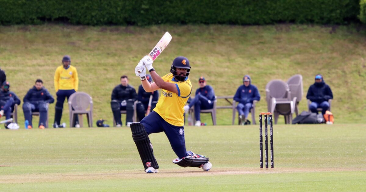 KNCB | First ProSeries game goes to Hurricanes