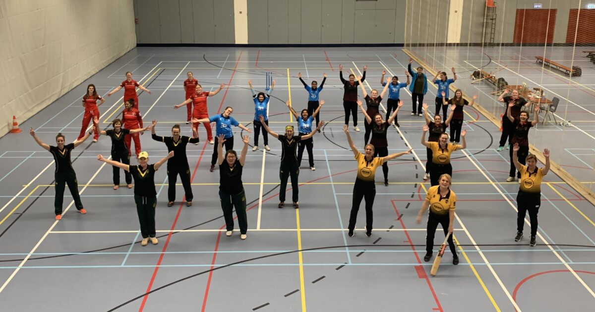 KNCB | Cricketjaar 2021 vrouwen afgesloten met Indoortoernooi