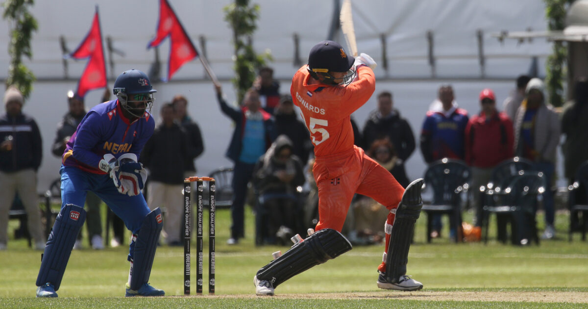 KNCB | Verlies voor Nederland, zorgen over Edwards